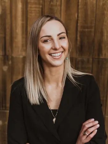 Sierra Petersen - Real Estate Agent - Coldwell Banker