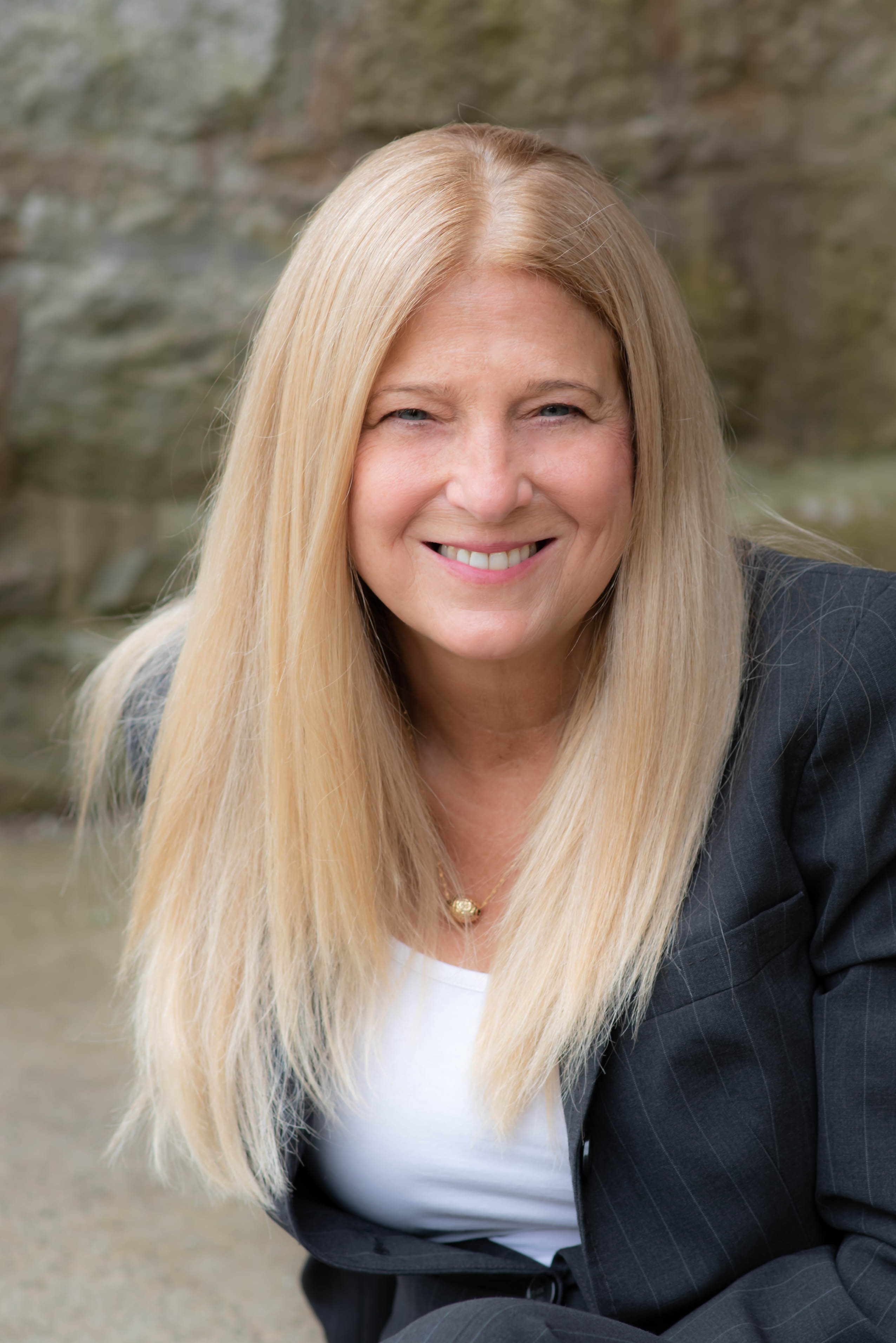 Judy Moynihan - Real Estate Agent - CENTURY 21 Real Estate