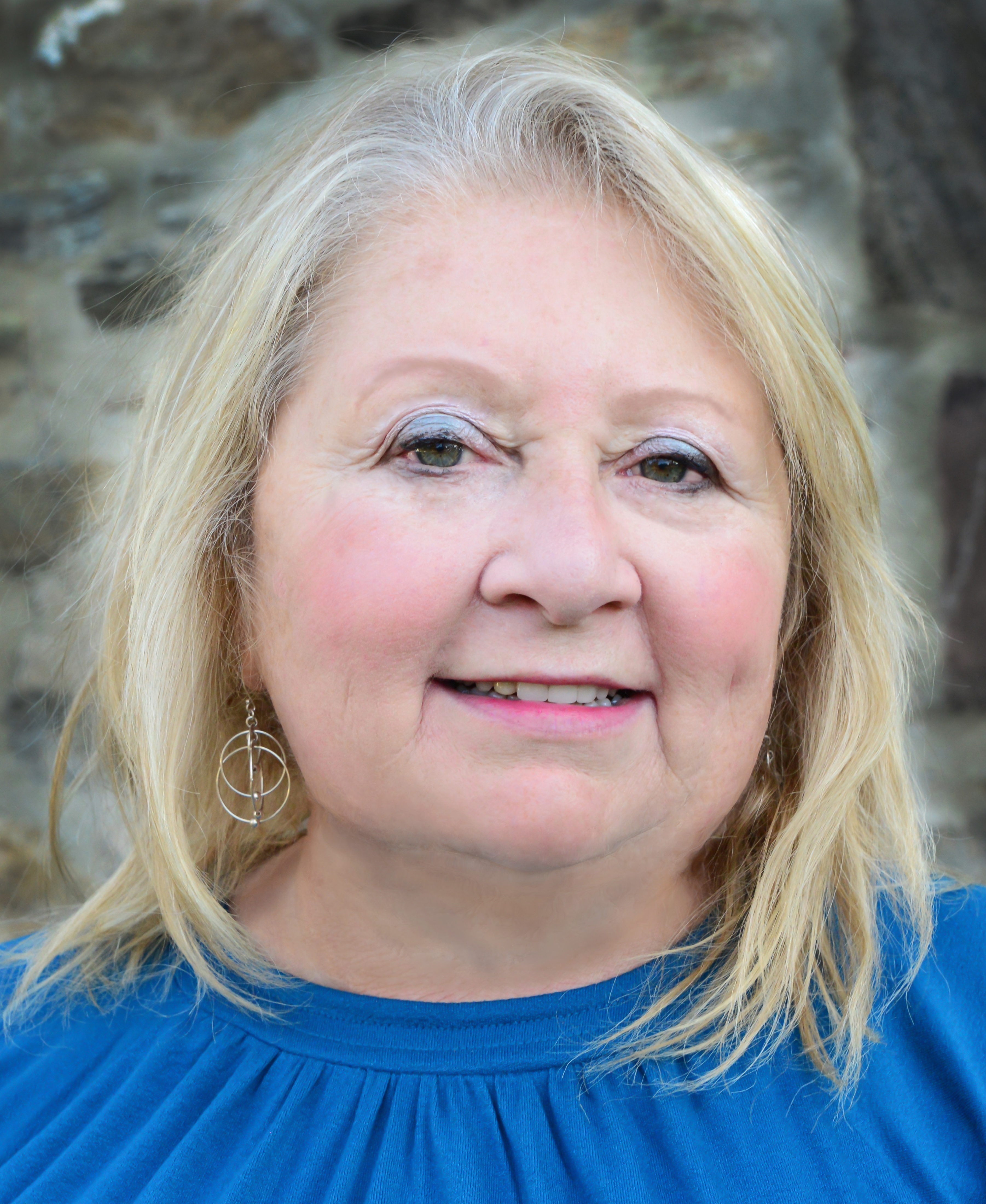 Cathy Lawton - Real Estate Agent - CENTURY 21 Real Estate