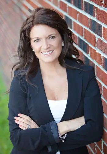 Renee Clark - Real Estate Agent - Coldwell Banker