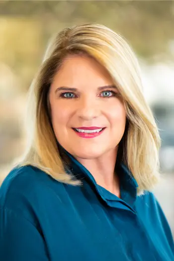 Robin Francesconi - Real Estate Agent - Coldwell Banker