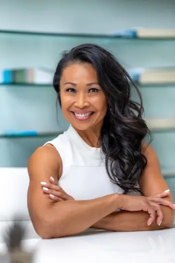 Anne Lim - Real Estate Agent - Coldwell Banker