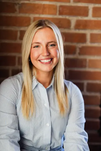 Jenna Tibbs - Real Estate Agent - Coldwell Banker